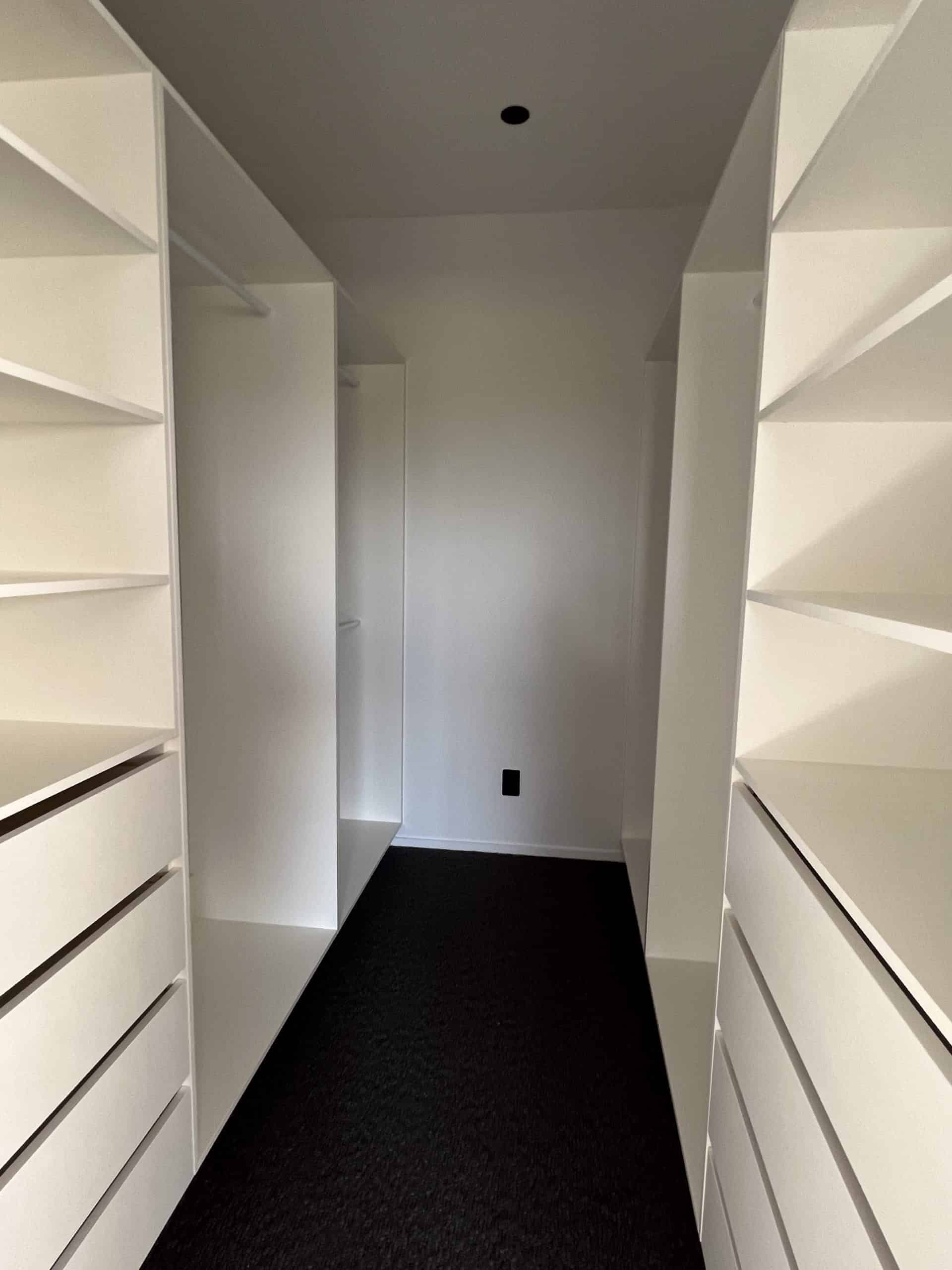 Helpful Tips For Designing Your Dream Walk-in Wardrobe